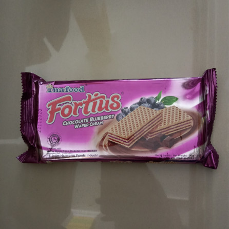 FORTIUS CHOCO BLUEBERRY WAFER CREAM 90G | eBelanja.id